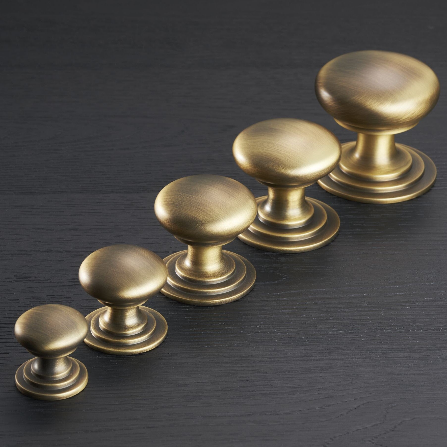 Brass Cabinet Knobs - Antique & Brushed Finishes – Oakhurst Interiors